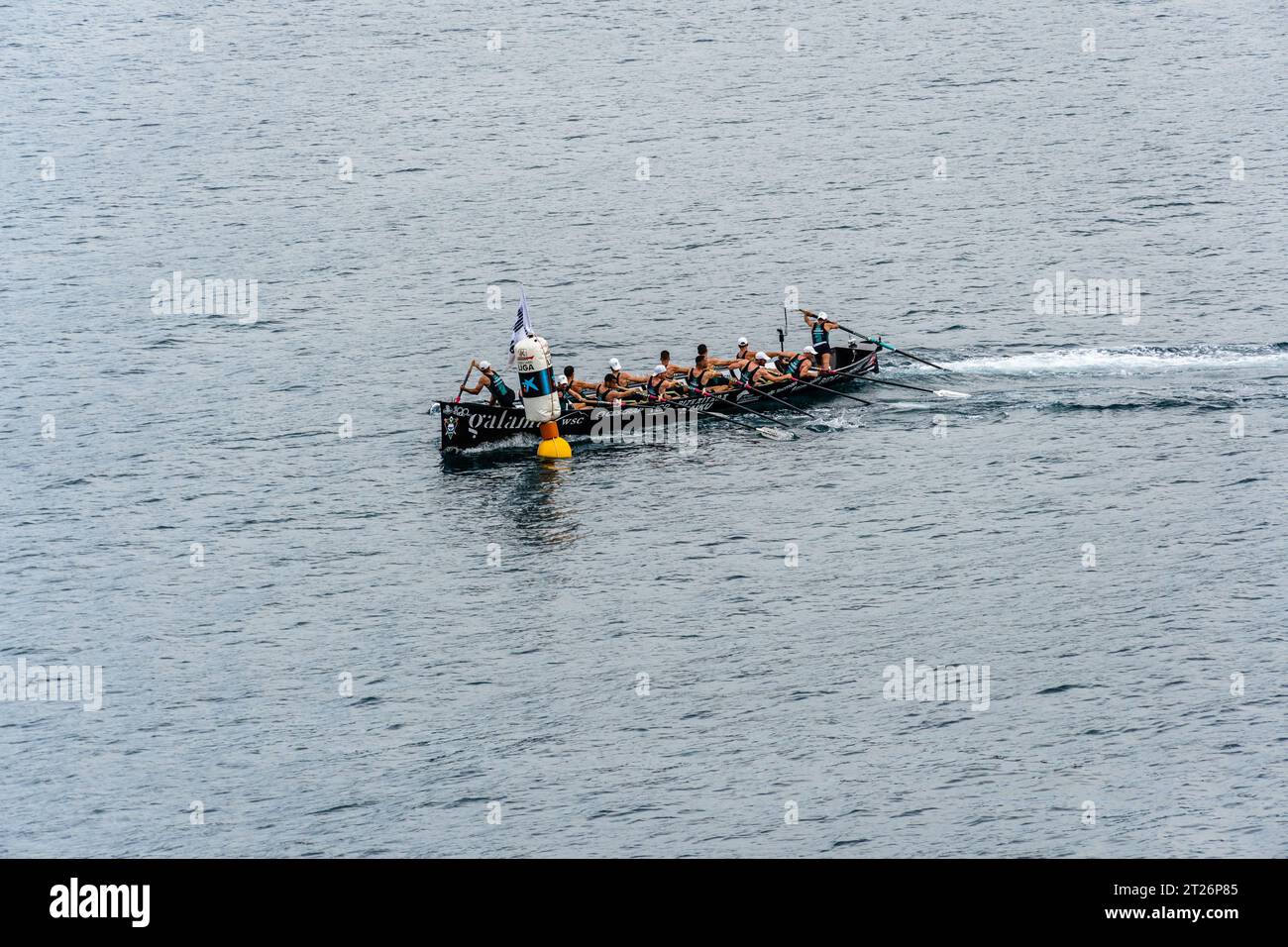 Trainera rowing hi-res stock photography and images - Alamy