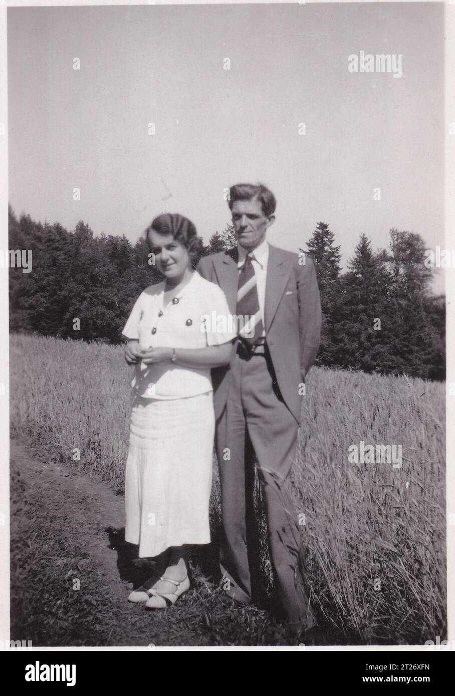 Josef Jakobs (b1898) and his wife Alma Margarete (nee Knöffler) Jakobs ...
