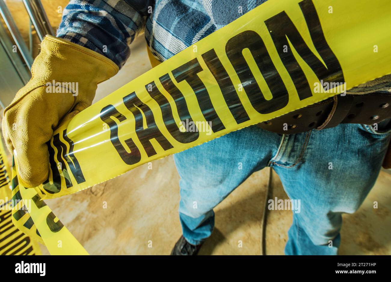 Construction caution tape hi-res stock photography and images - Alamy