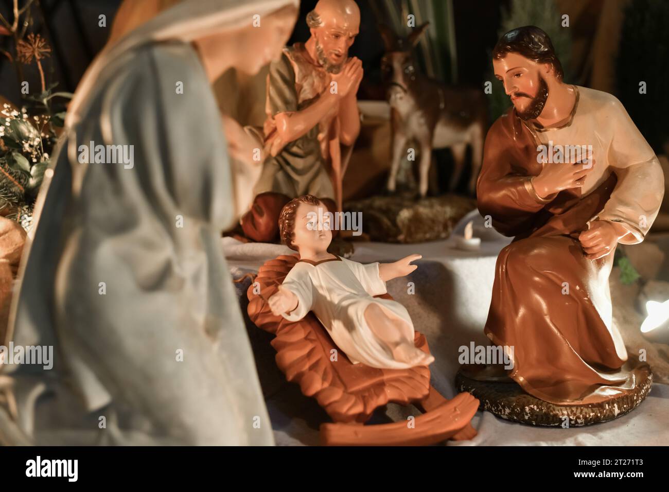 Christmas creche with Joseph Mary and small Jesus Stock Photo - Alamy