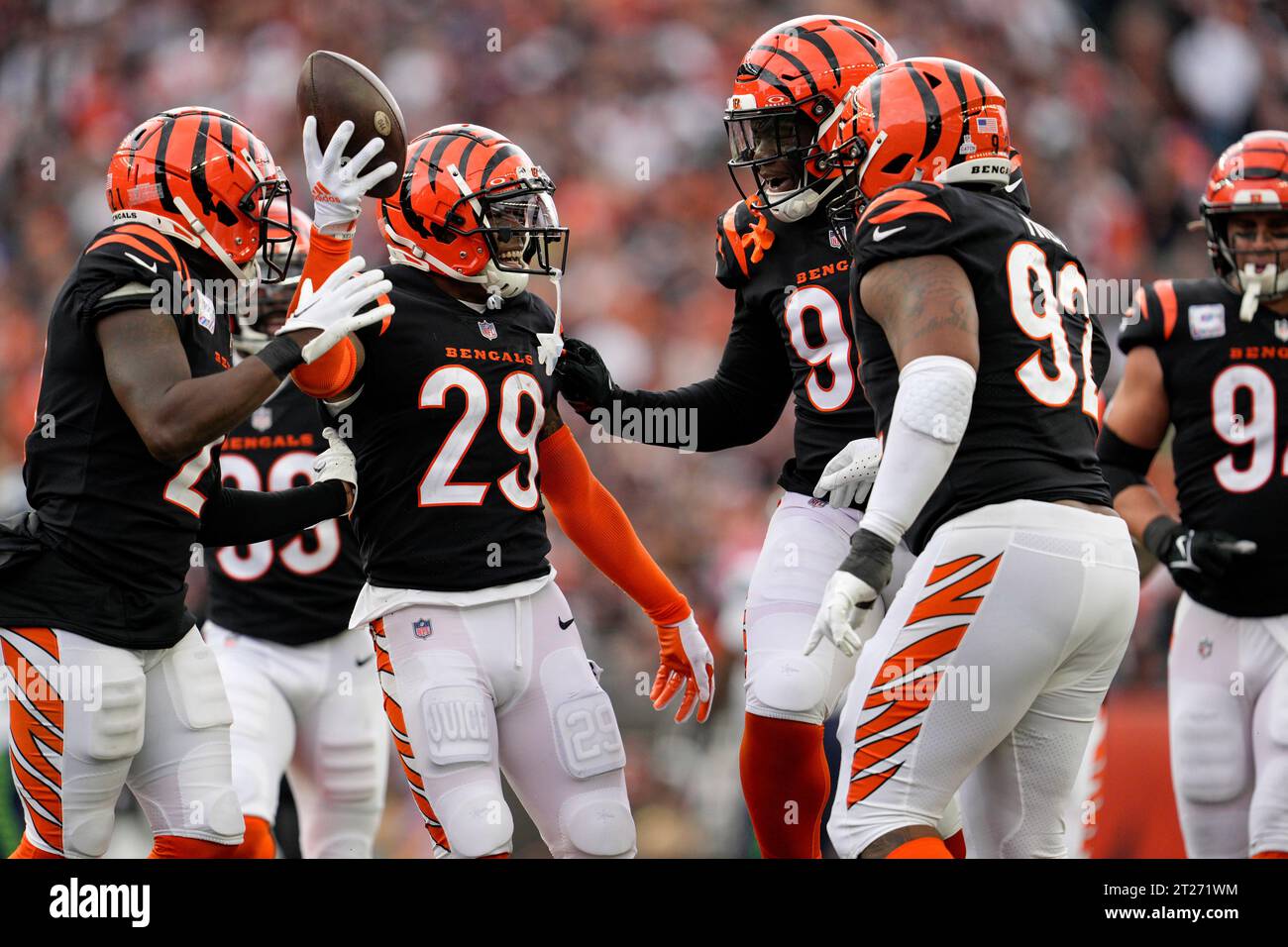 Cincinnati Bengals cornerback Cam Taylor-Britt (29) celebrates with ...