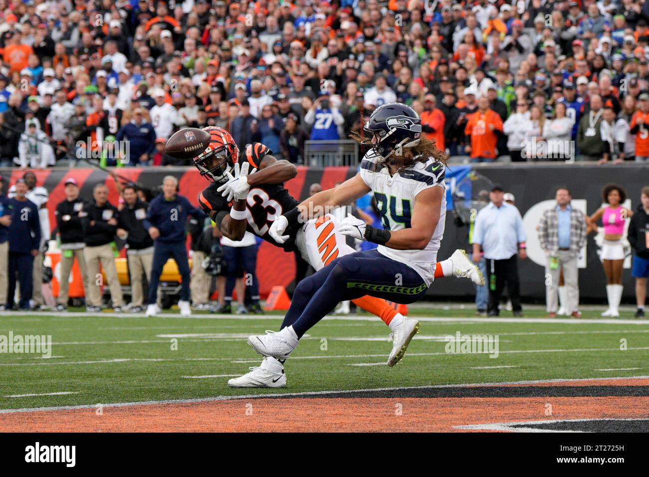 Cincinnati Bengals safety Dax Hill (23) breaks up a pass intended for ...