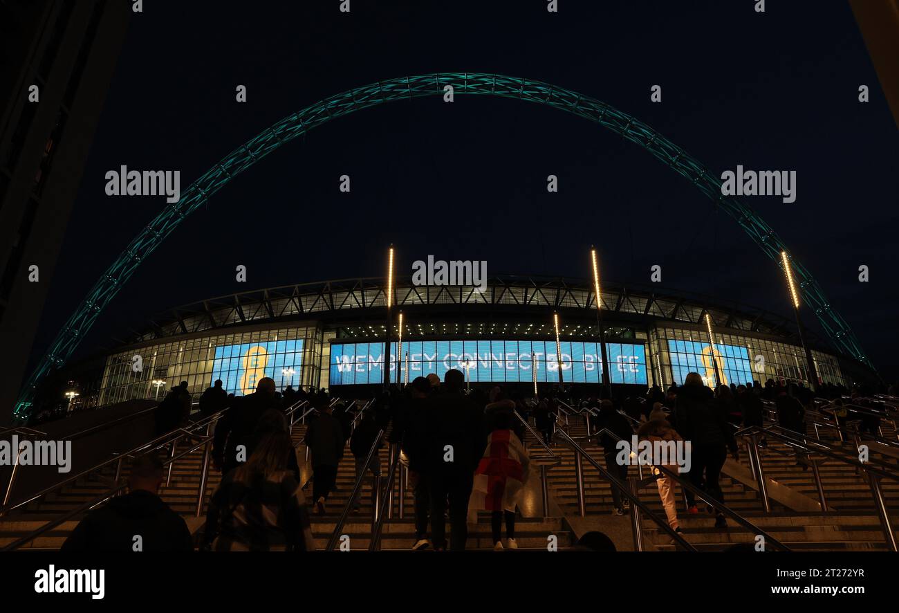 London, UK. 17th Oct, 2023. The Wembley arch is lit up in the same ...