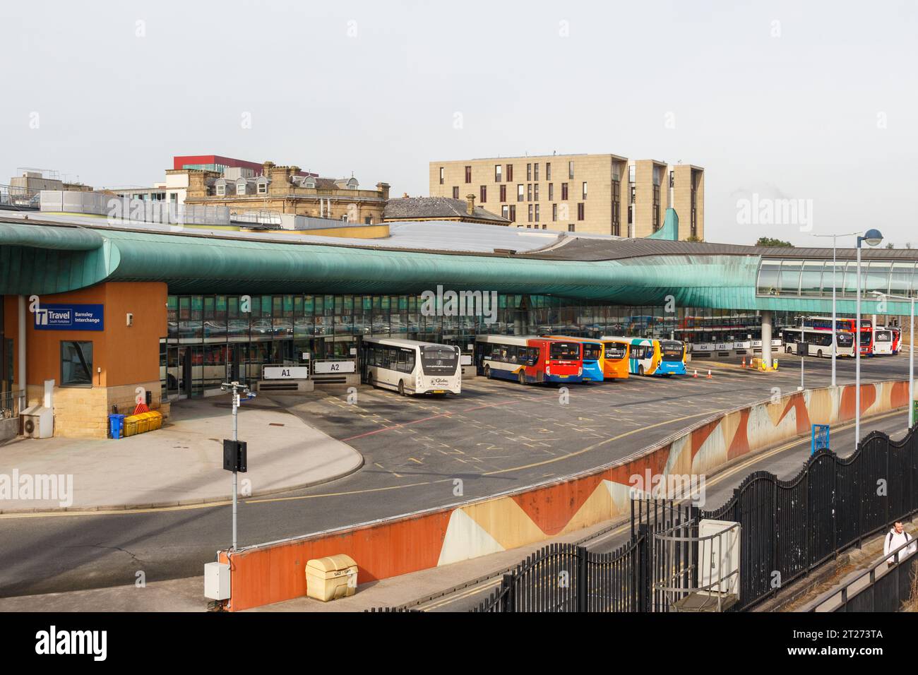Interchange with buses hi-res stock photography and images - Alamy