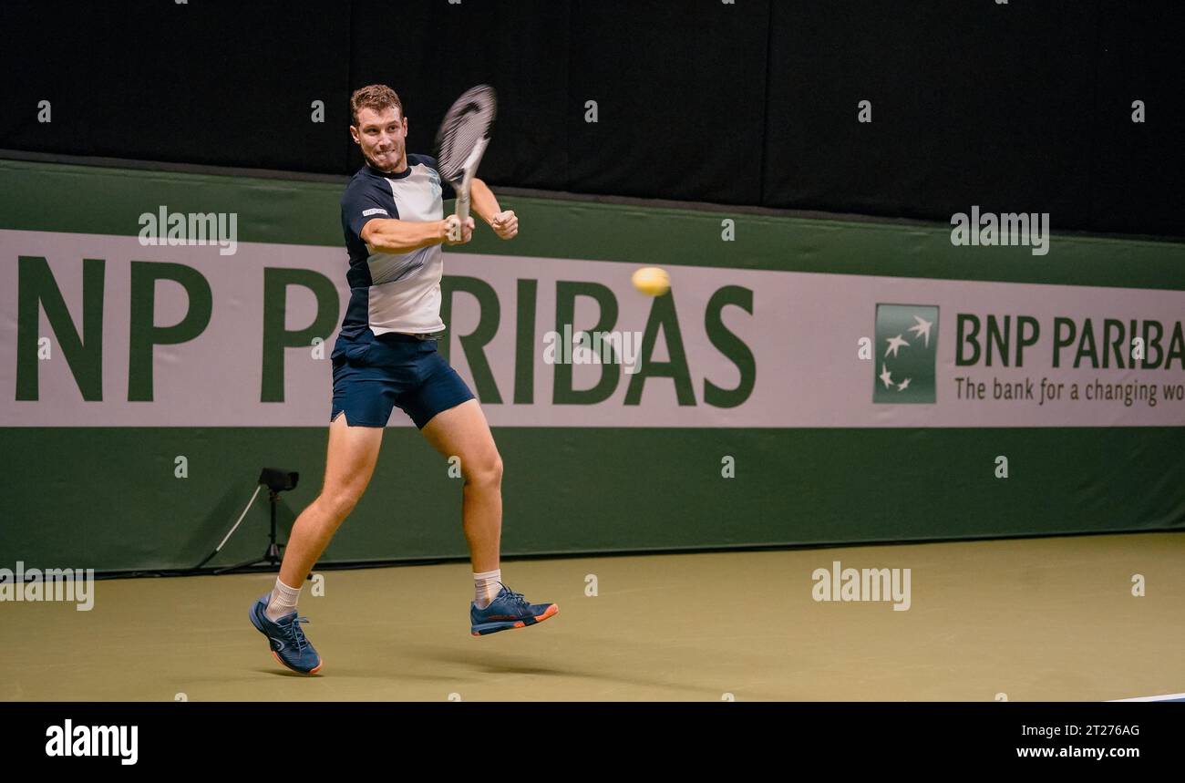 Stockholm, Kungliga tennishallen, Filip Misolic against Daniel Evans ...