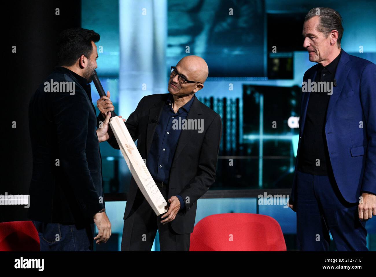 Berlin, Germany. 17th Oct, 2023. Zaheer Khan (l-r), former cricketer ...