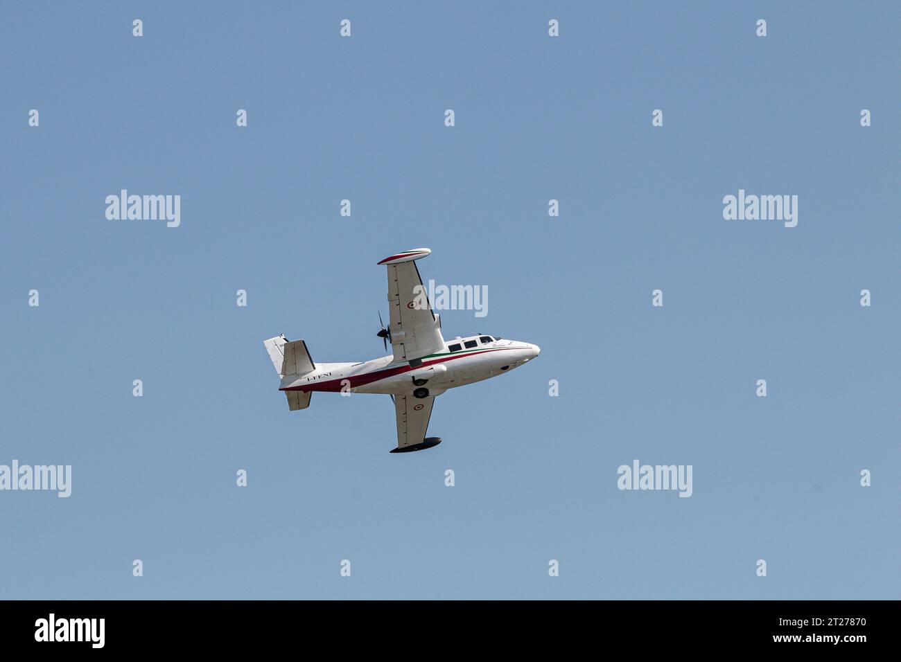 Civil utility transportation hi-res stock photography and images - Alamy