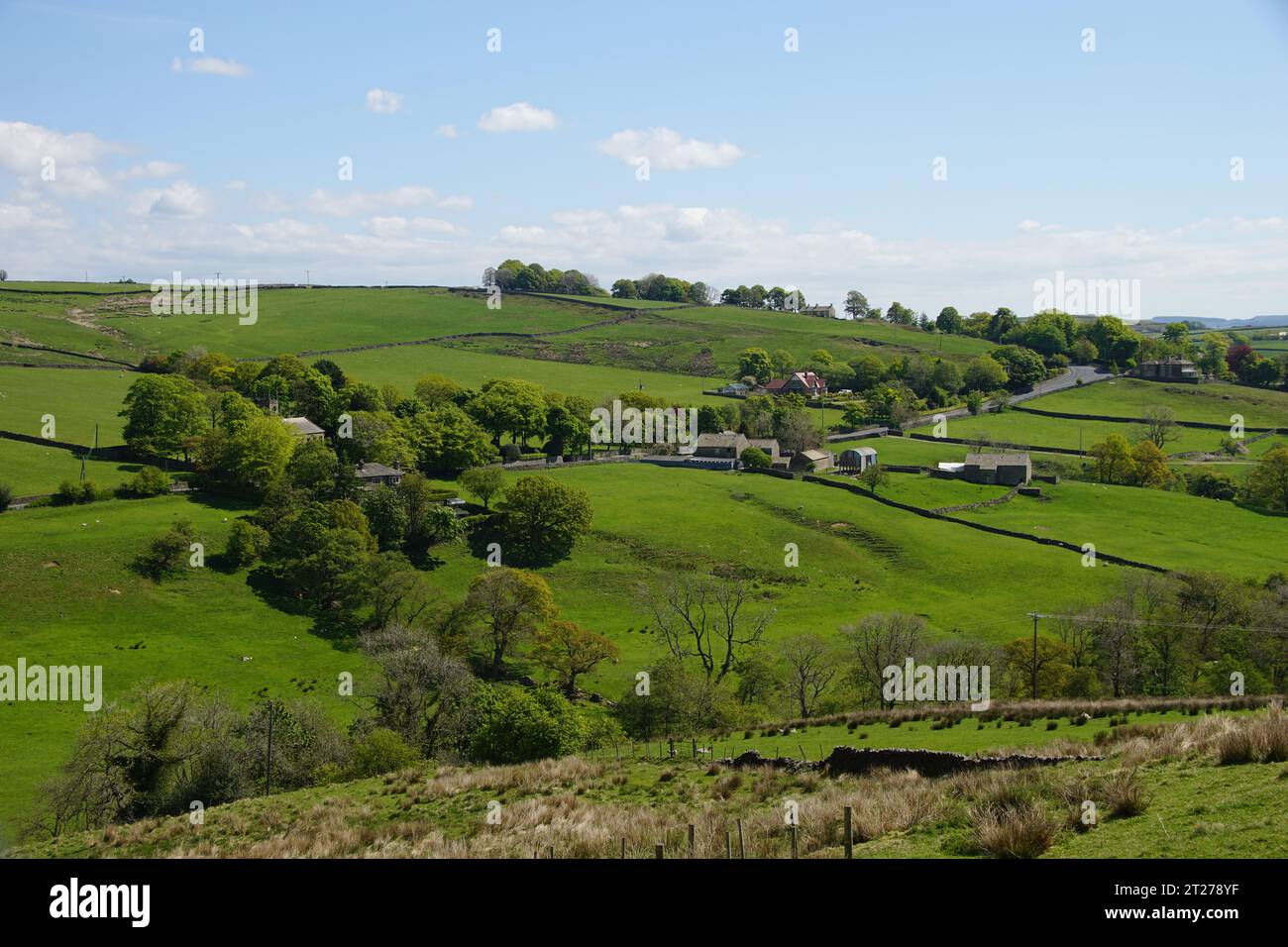 Lothersdale hi-res stock photography and images - Alamy