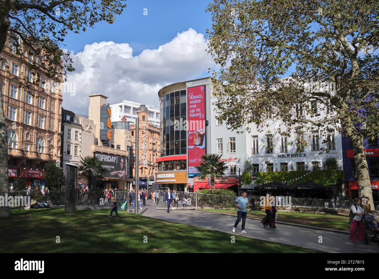 Leicester square london england hi-res stock photography and images - Alamy