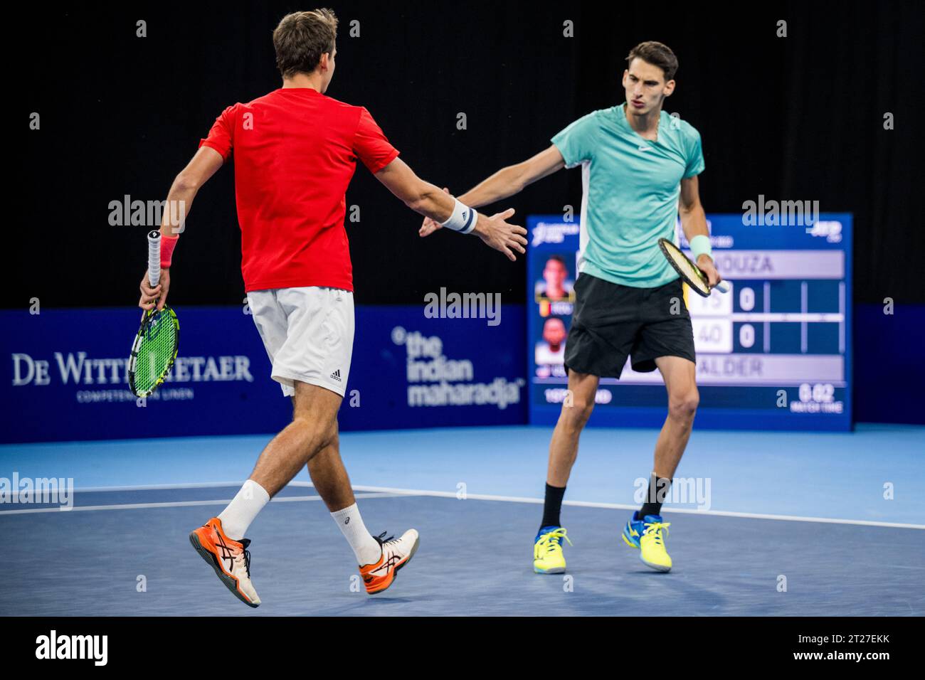Antwerp, Belgium. 17th Oct, 2023. Petr Nouza and Victor Vlad Cornea ...