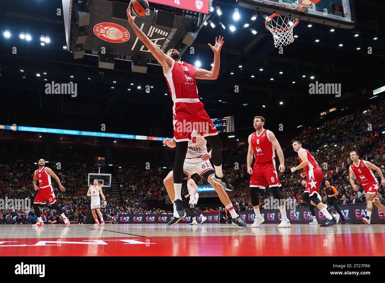 Milan, Italy. 17th Oct, 2023. Nikola Mirotic (EA7 Emporio Armani ...