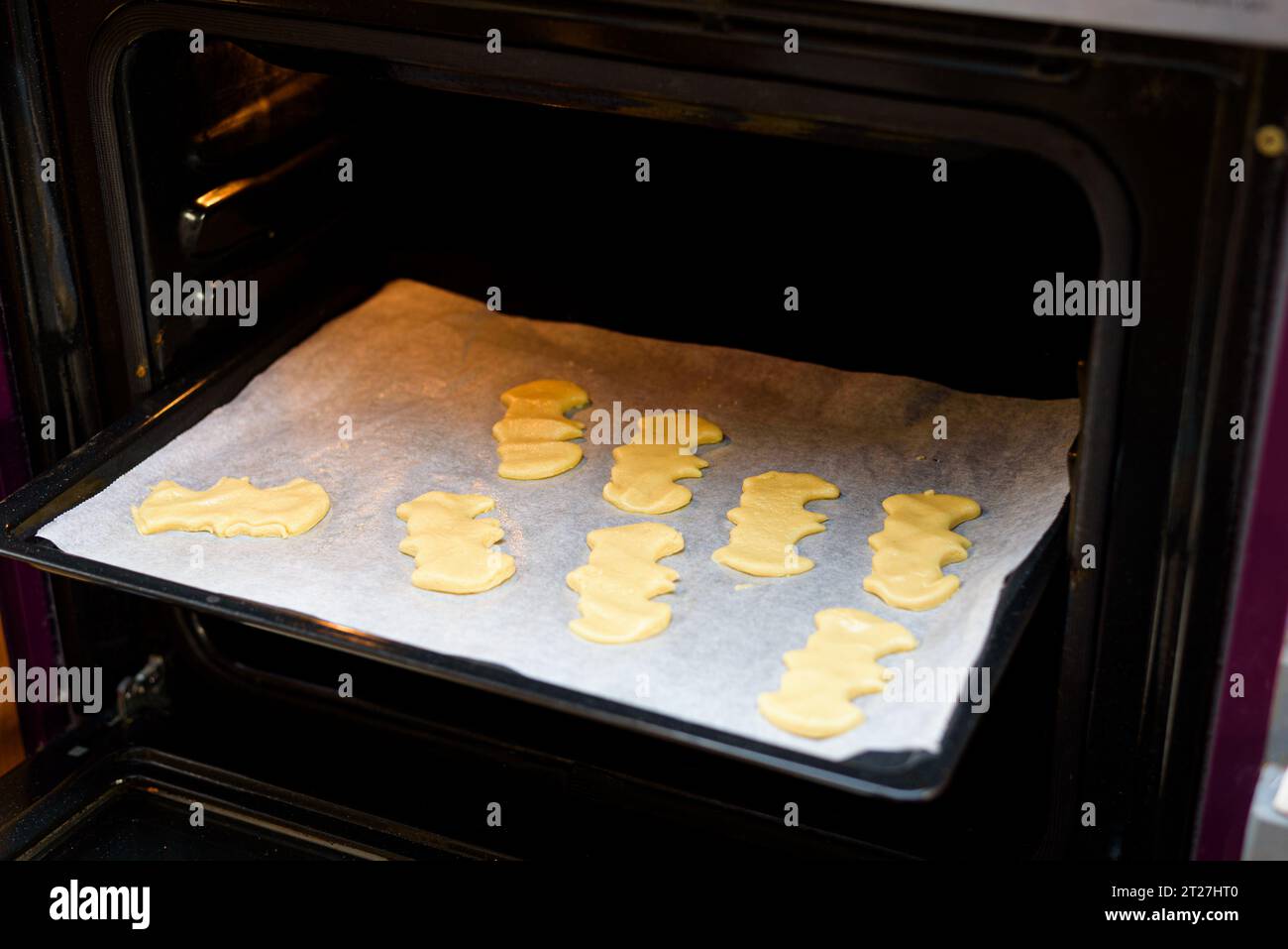 Children cooking food home in hi-res stock photography and images - Alamy