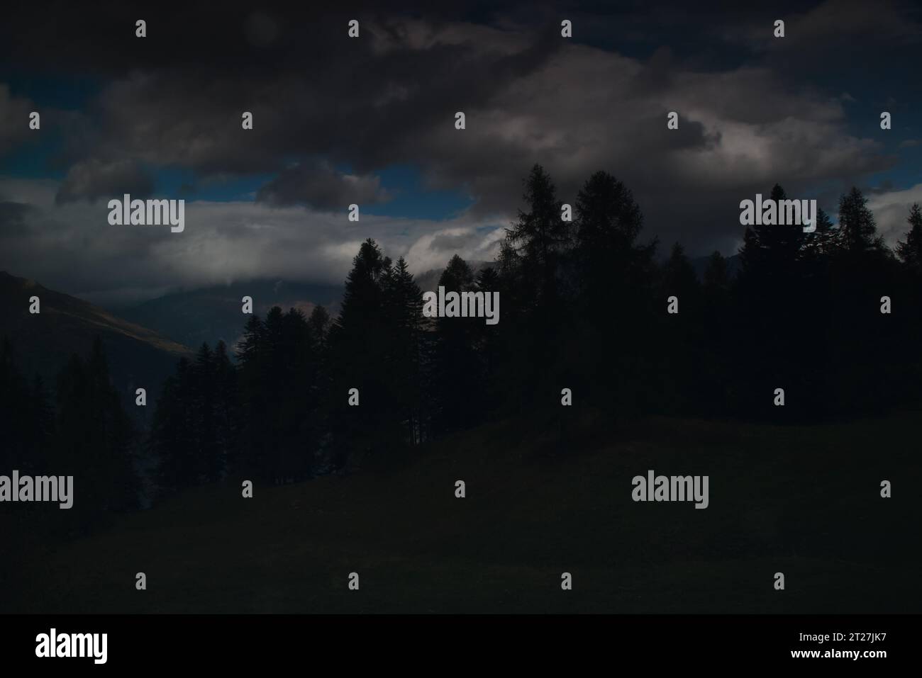 Montagna mare hi-res stock photography and images - Alamy