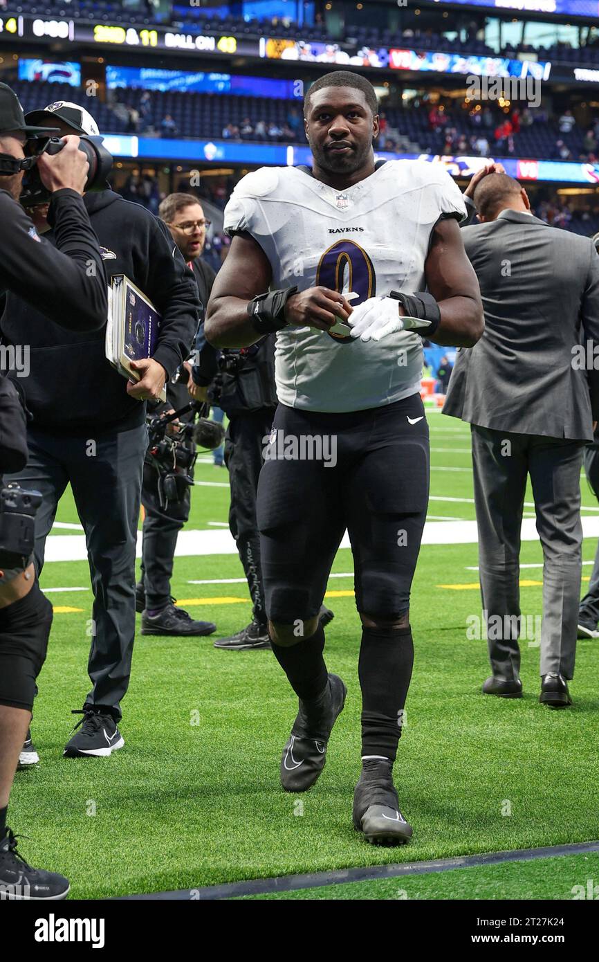 Baltimore Ravens linebacker Roquan Smith (0) walks off the field after ...