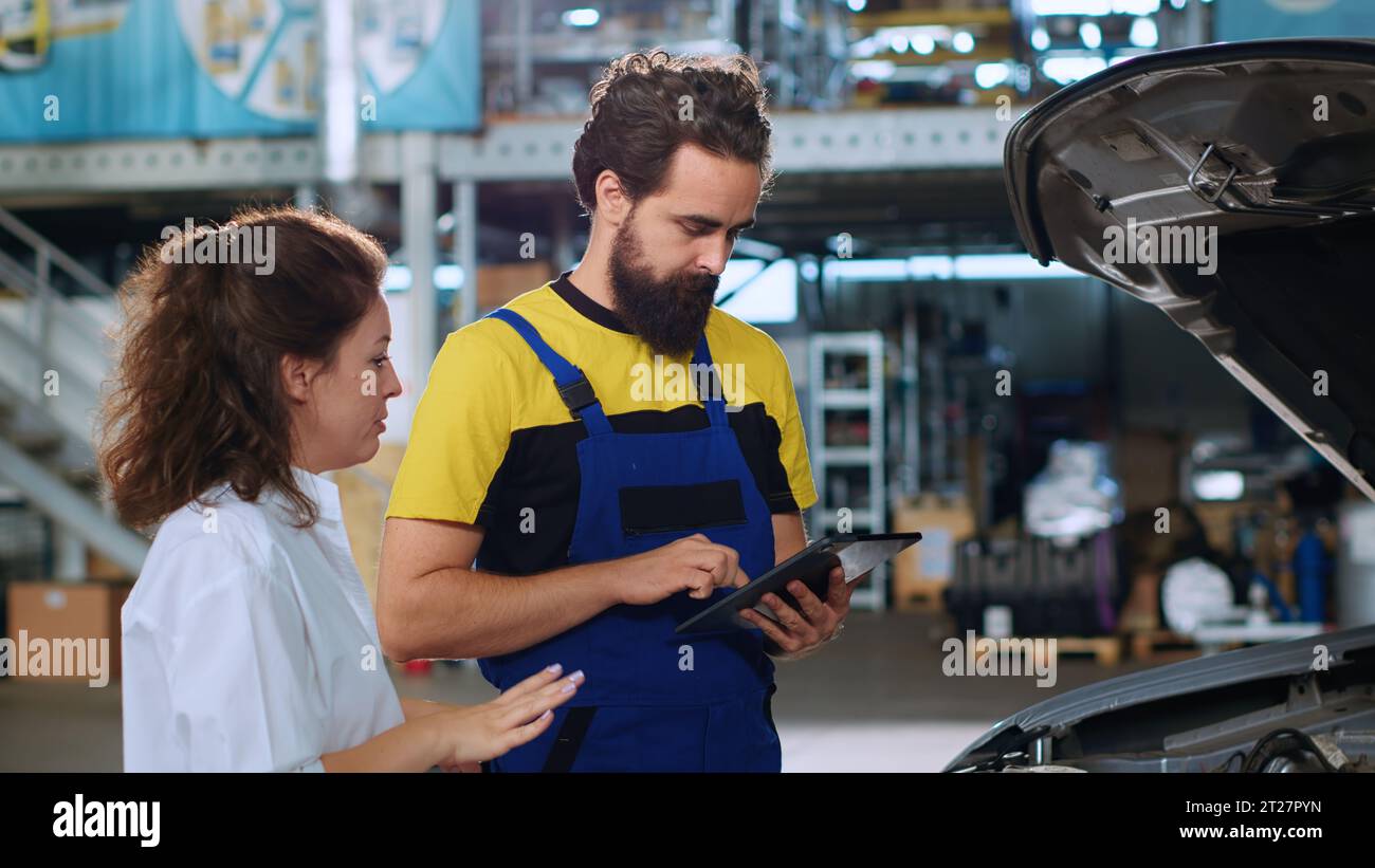 Mechanic invoice hi-res stock photography and images - Alamy