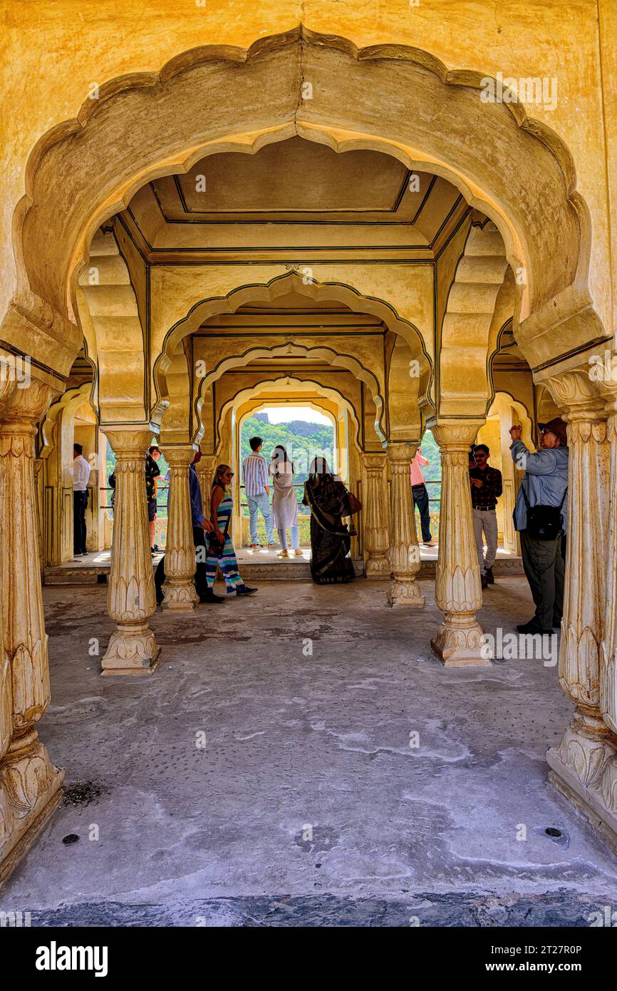 Public audience hall hi-res stock photography and images - Alamy