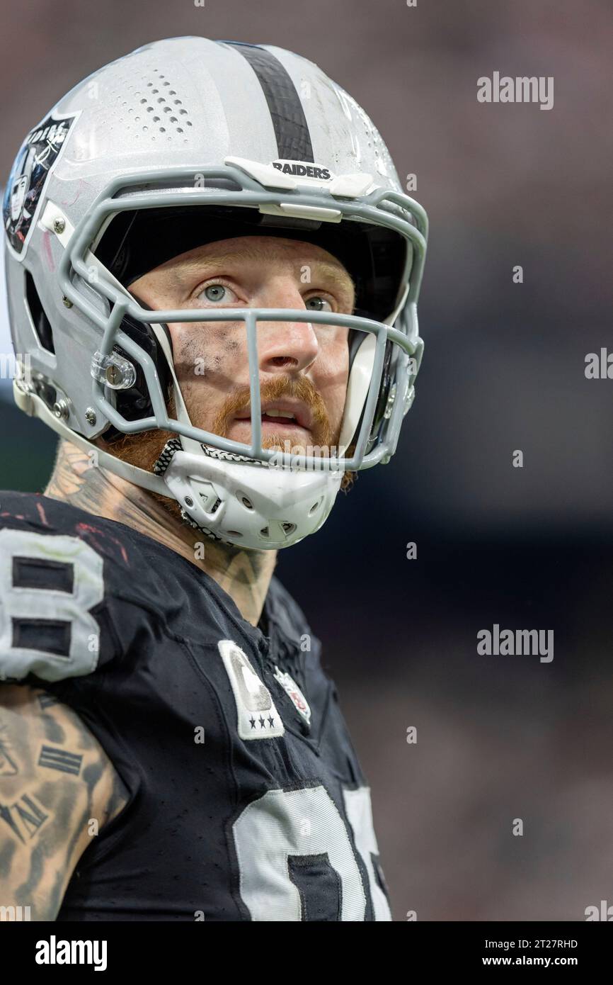 Las Vegas Raiders defensive end Maxx Crosby (98) against the New ...