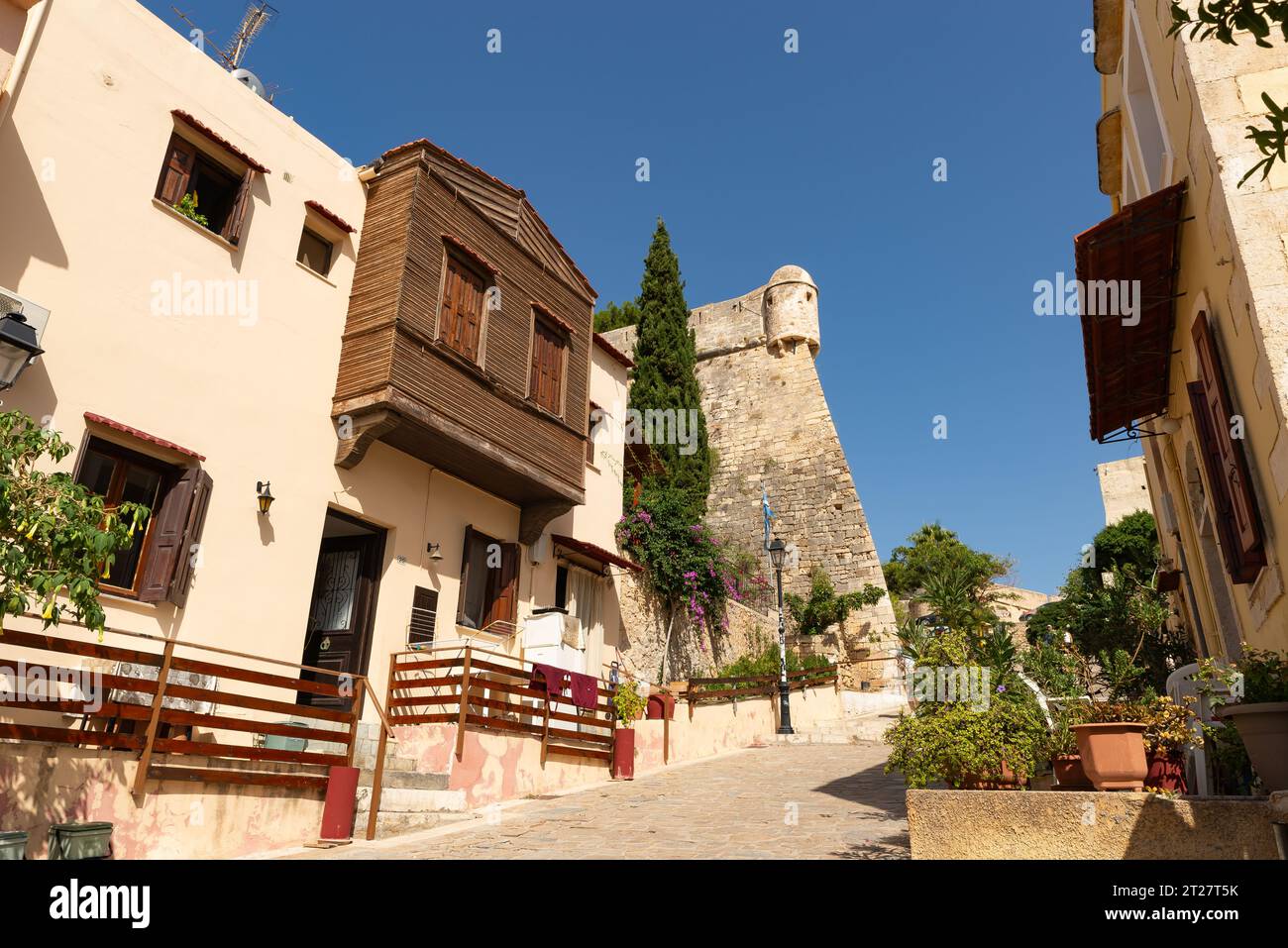 Exterior of building in Old Town Rethymno, Crete, Greece Stock Photo ...