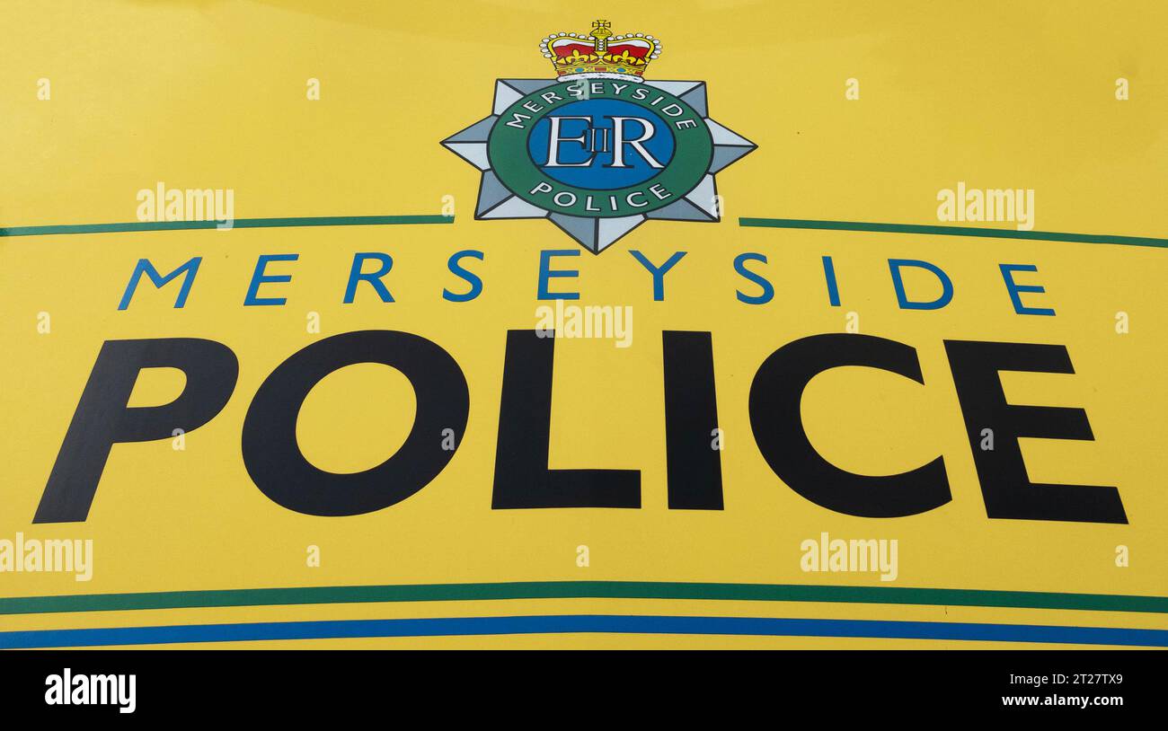 Merseyside police car hi-res stock photography and images - Alamy