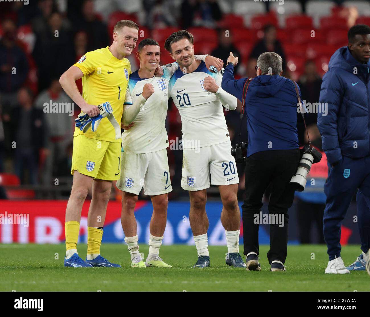 London, UK. 17th Oct, 2023. Jordan Pickford (E), Phil Foden (E) and ...