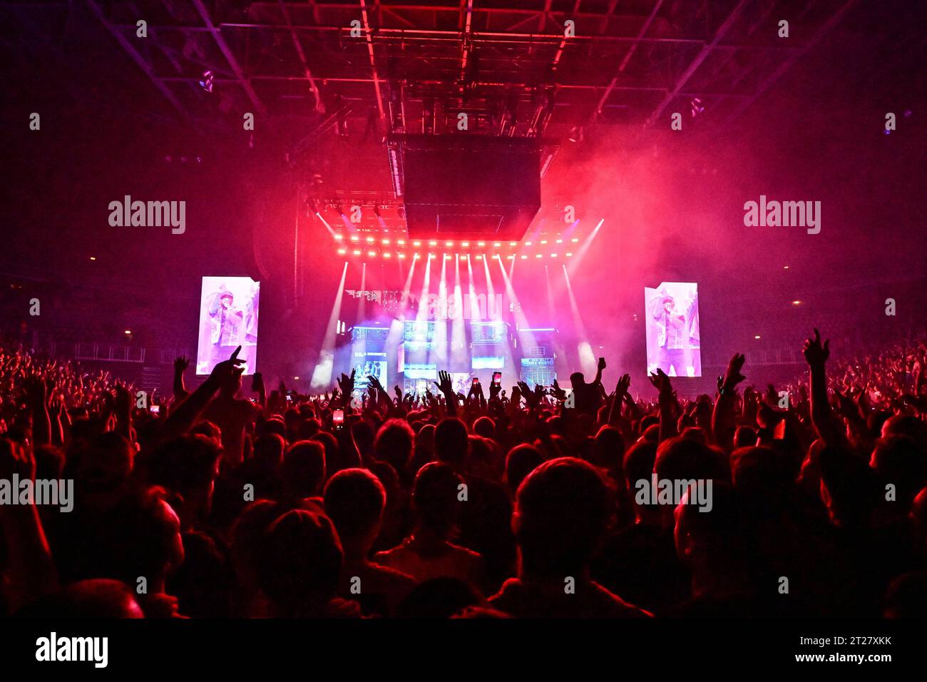 50 cent concert hi-res stock photography and images - Alamy