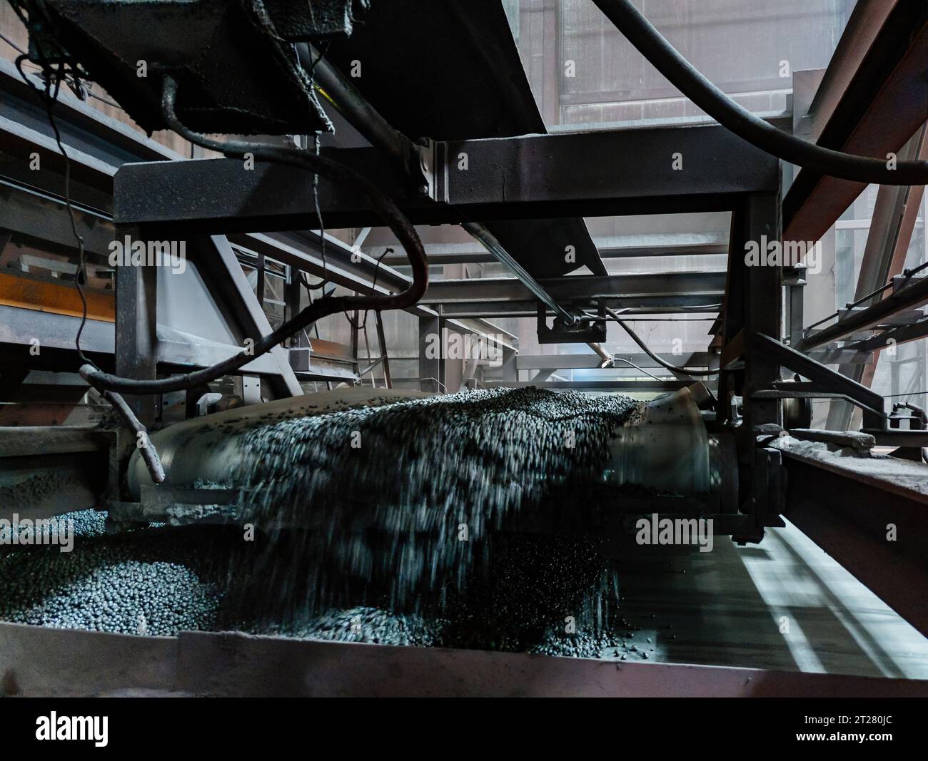 Iron ore processing hi-res stock photography and images - Alamy