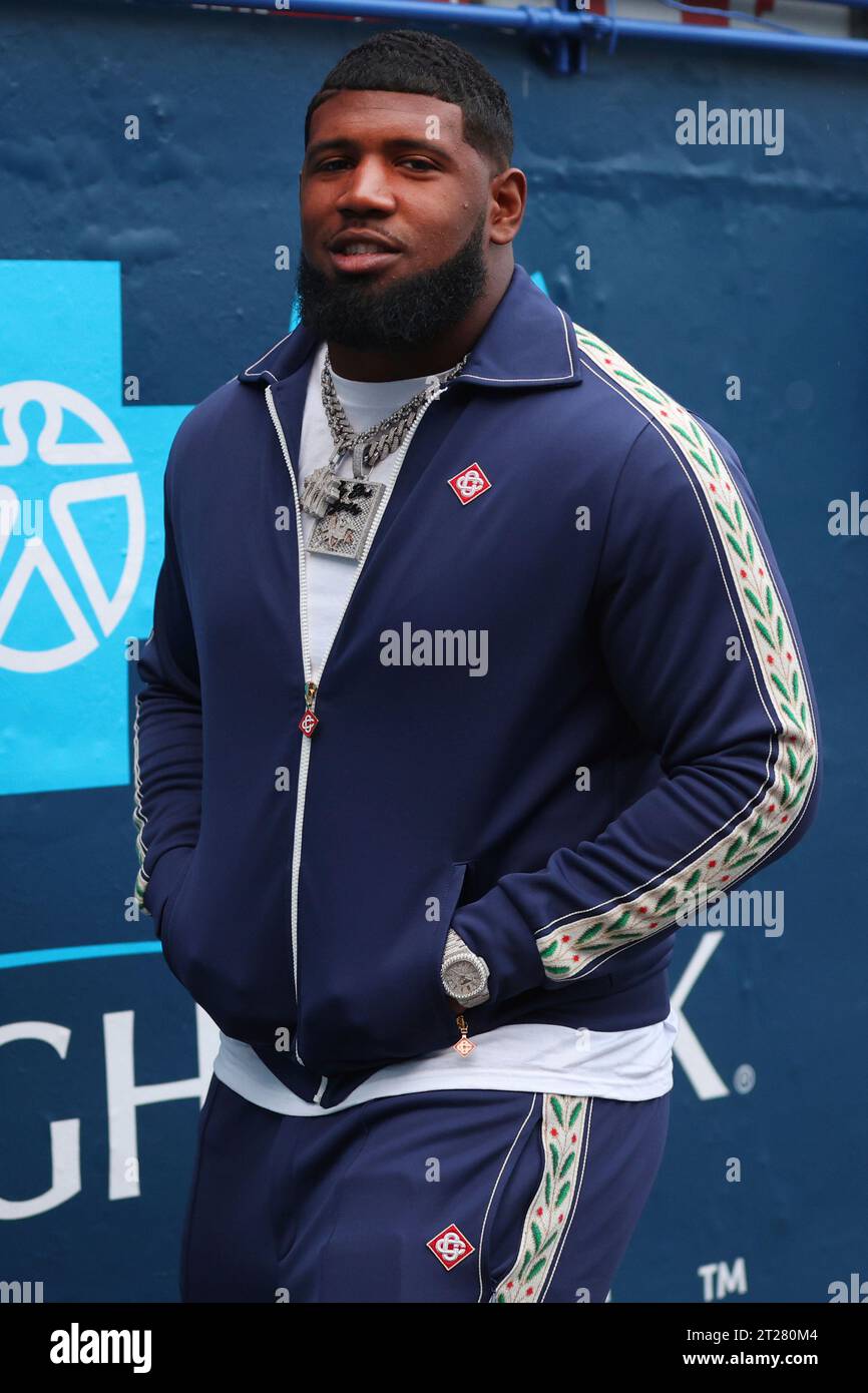 Buffalo Bills defensive tackle Ed Oliver arrives for an NFL football ...