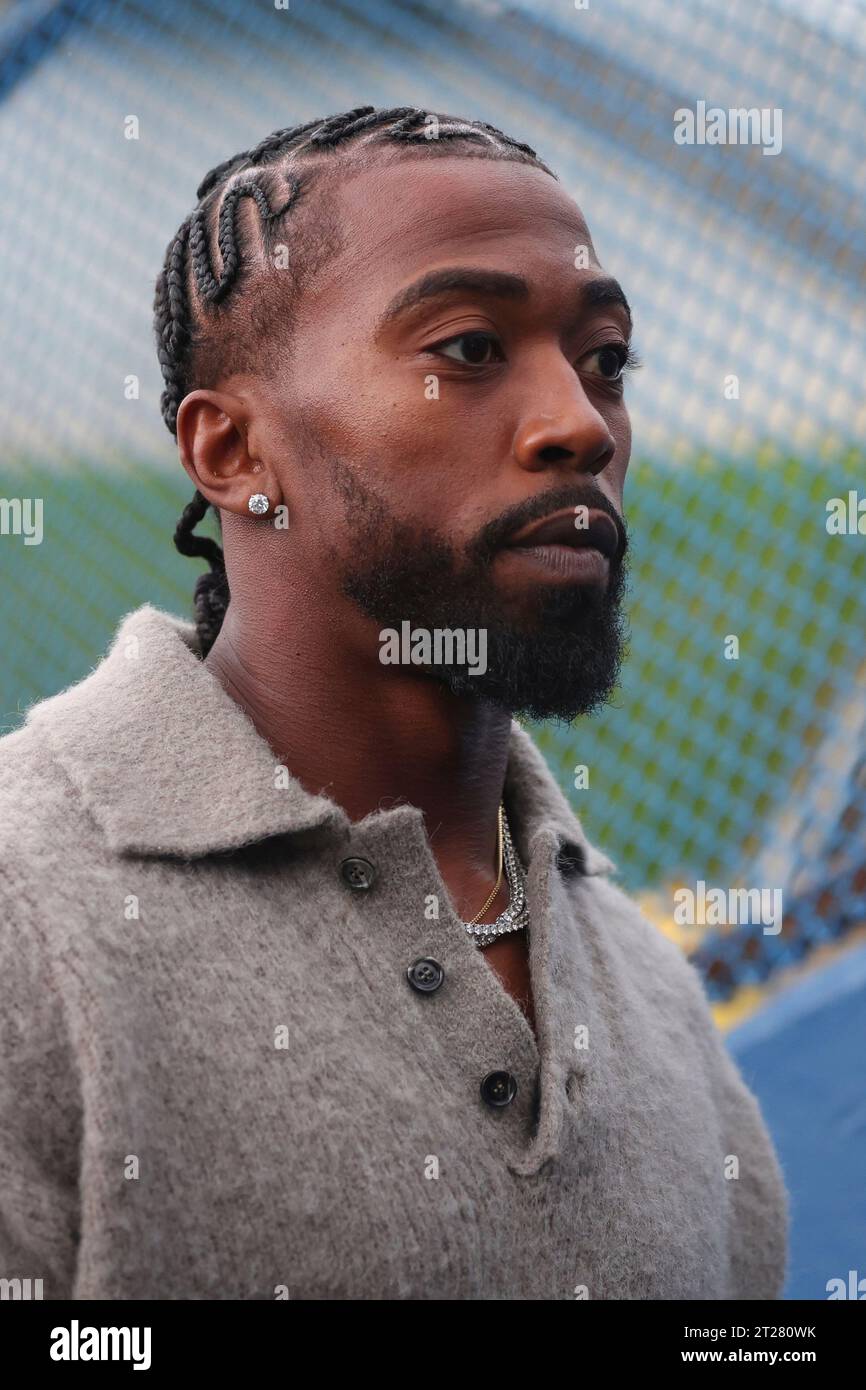 New York Giants quarterback Tyrod Taylor arrives for an NFL football ...
