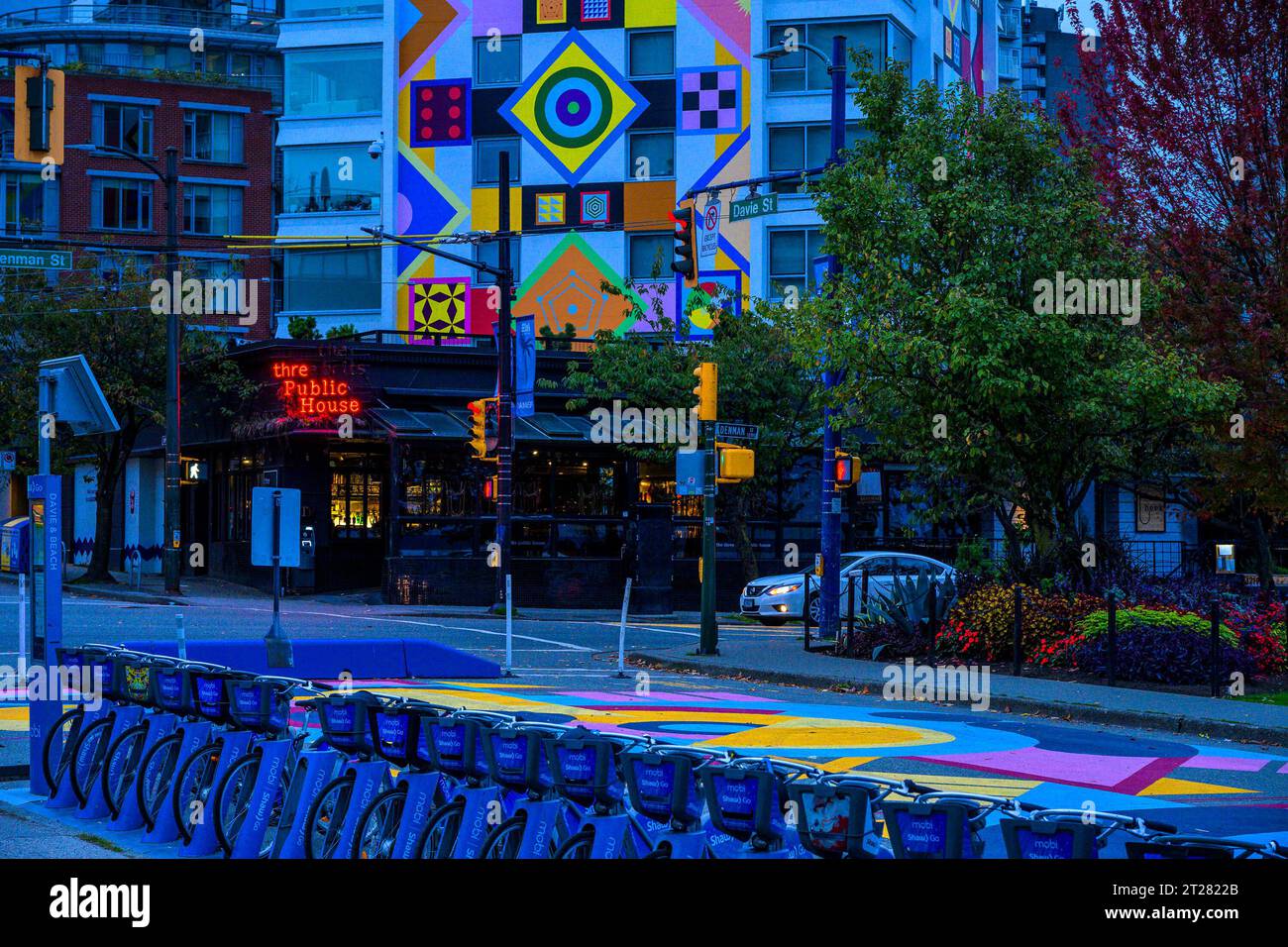 The Berkeley building geometric absract mural by Douglas Coupland, West ...