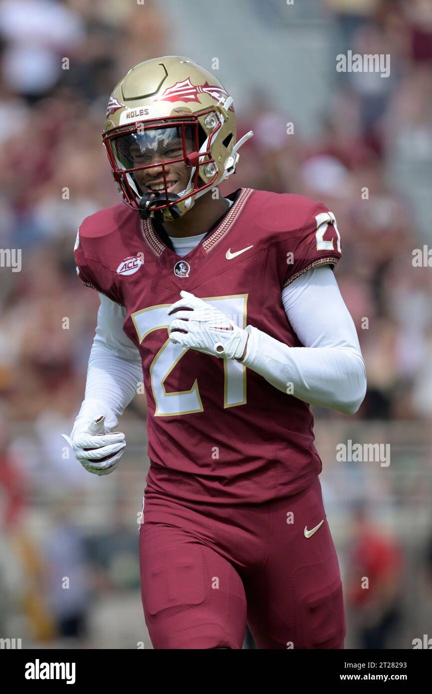 Florida State defensive back Ashlynd Barker (27) follows a play during ...