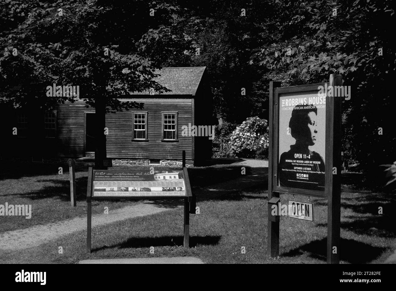 Slave cabin window hi-res stock photography and images - Alamy