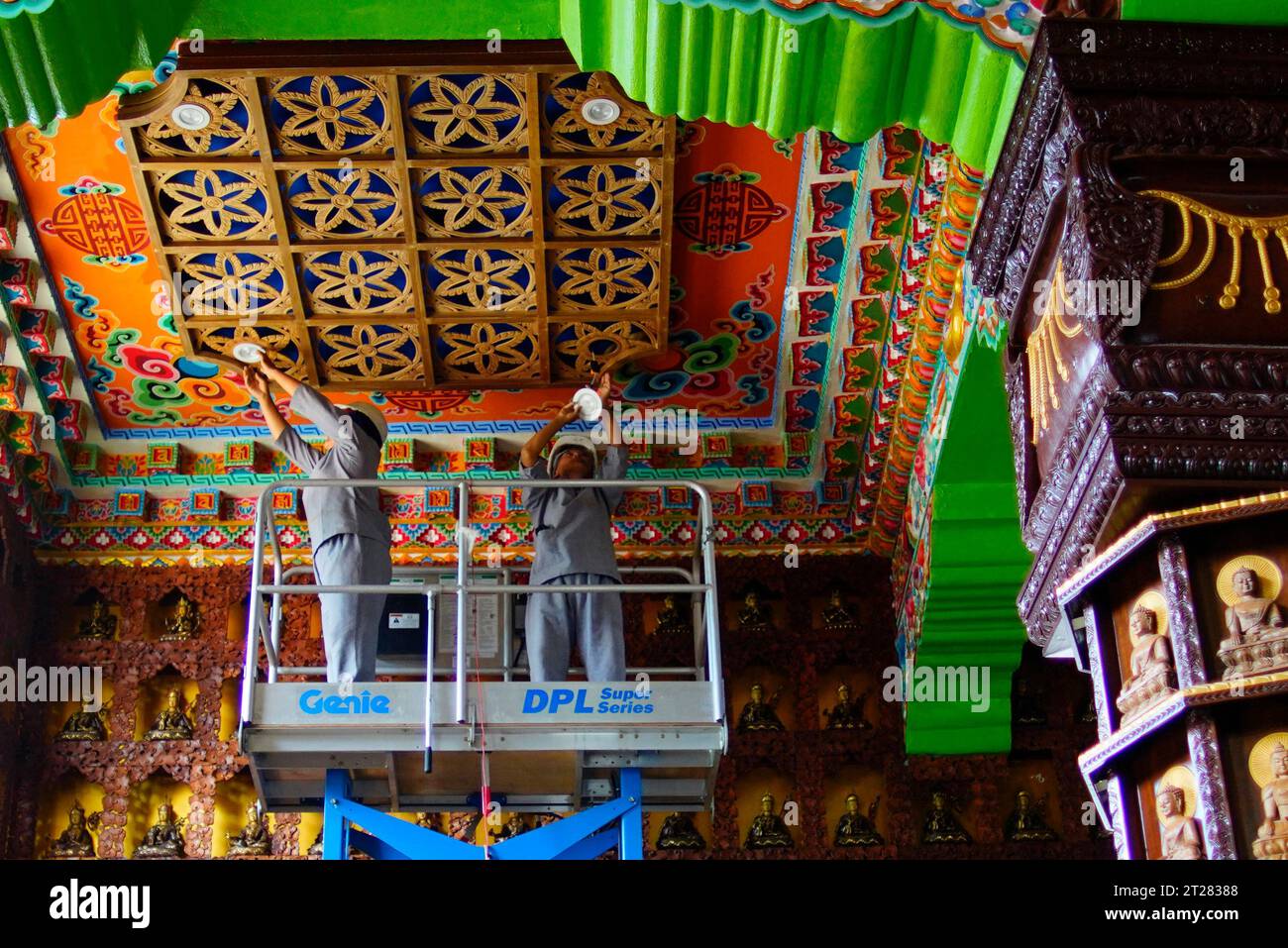 Ramkot, Nepal. 22nd Aug, 2023. Kung Fu nuns replace light bulbs with ...