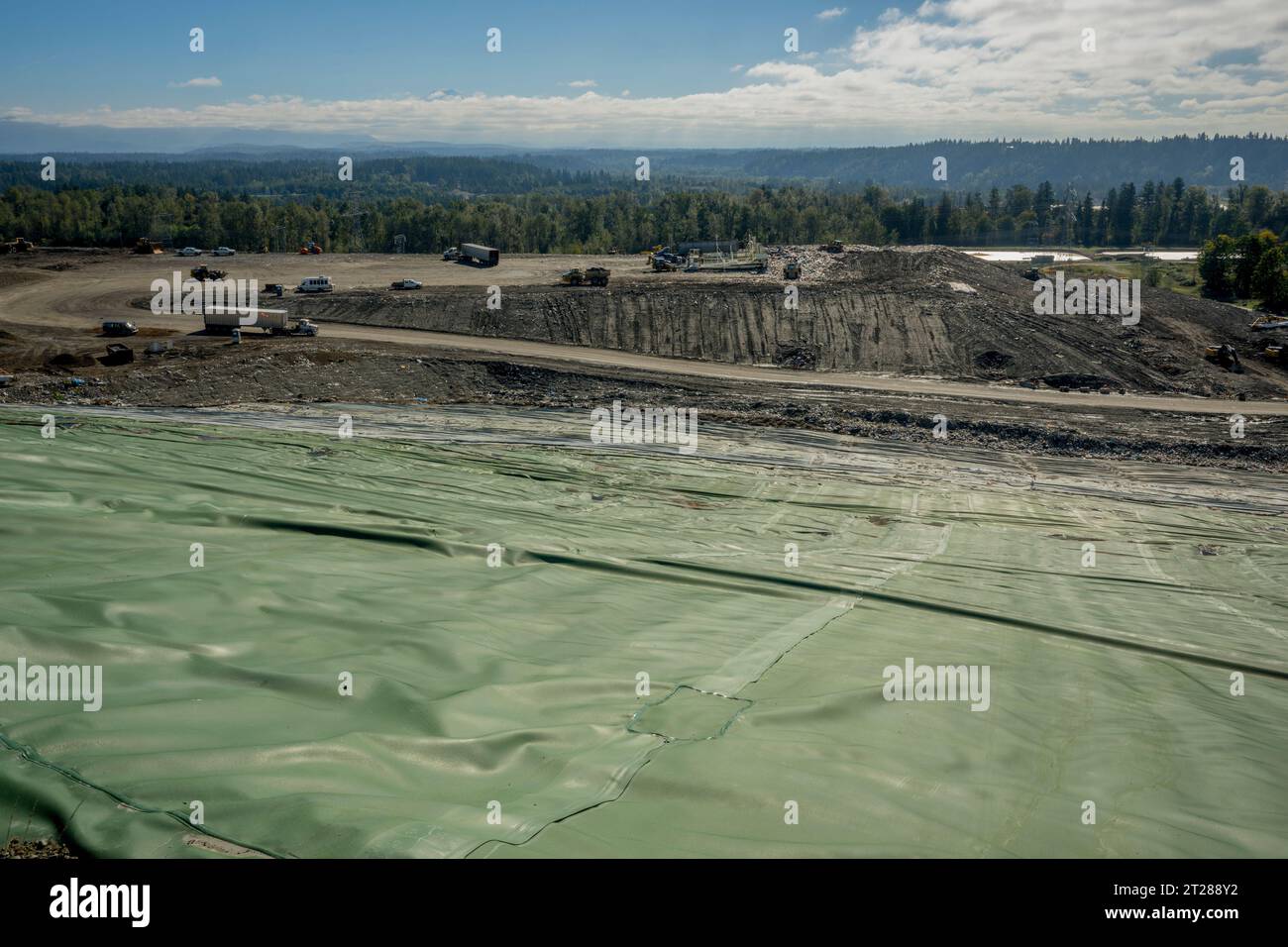 Covered garbage at the King County Cedar Hills Regional Landfill ...