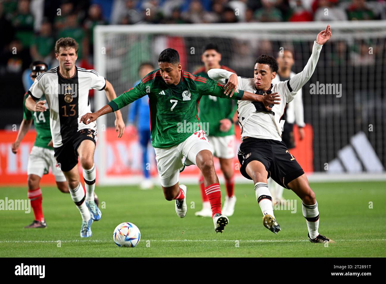 Philadelphia, USA. 18th Oct, 2023. Soccer: Internationals, Mexico ...