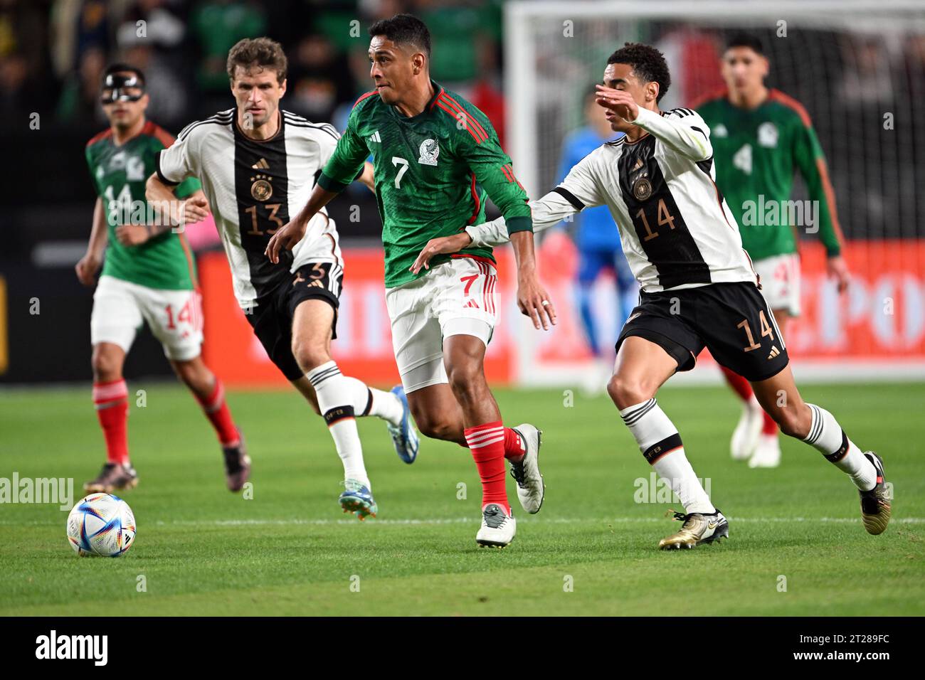 Philadelphia, USA. 18th Oct, 2023. Soccer: Internationals, Mexico ...