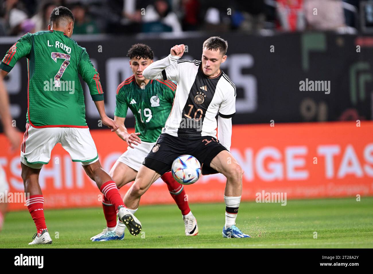 Philadelphia, USA. 18th Oct, 2023. Soccer: Internationals, Mexico ...