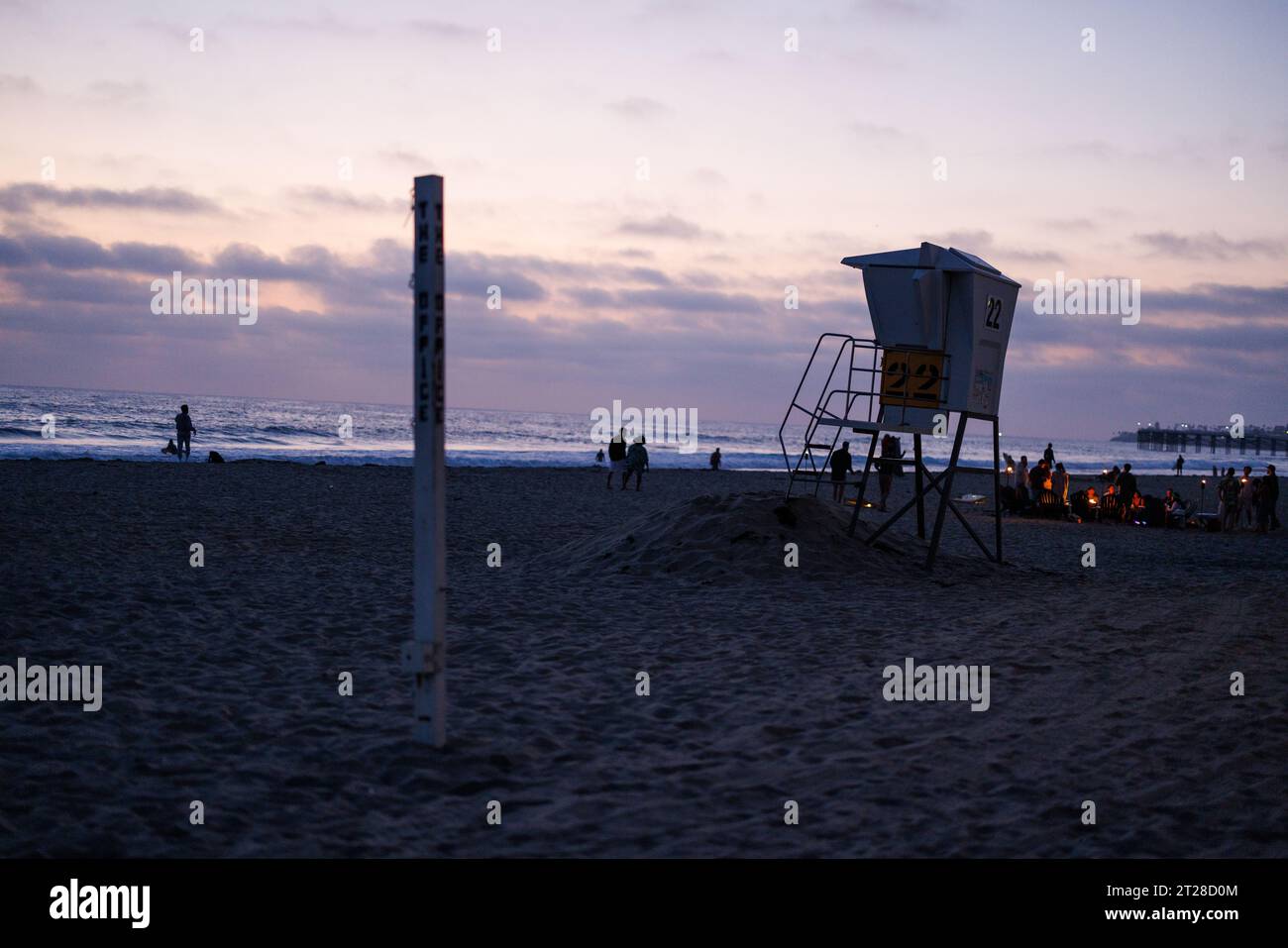 life guard shack at sunset, pacific beach, san diego, california Stock ...