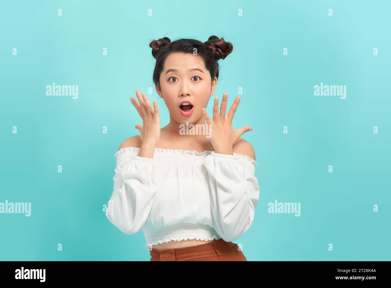 Happy shocked hi-res stock photography and images - Alamy