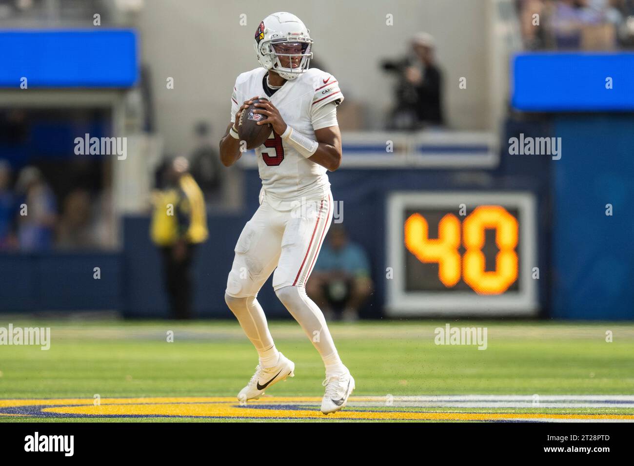 Arizona Cardinals quarterback Joshua Dobbs (9) throws a pass during an ...