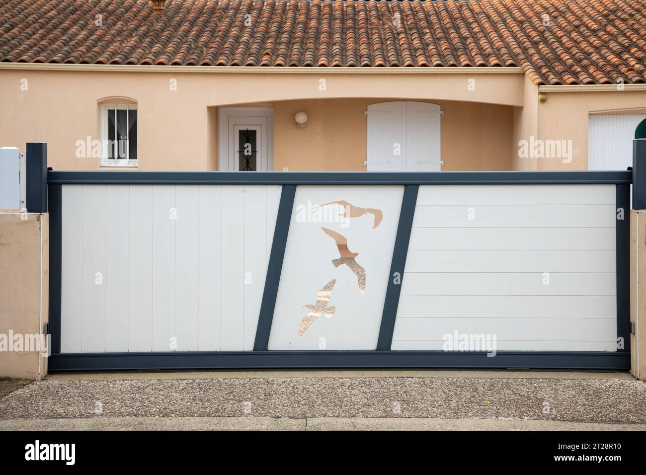 sliding large design steel modern gate closed aluminum home portal of ...