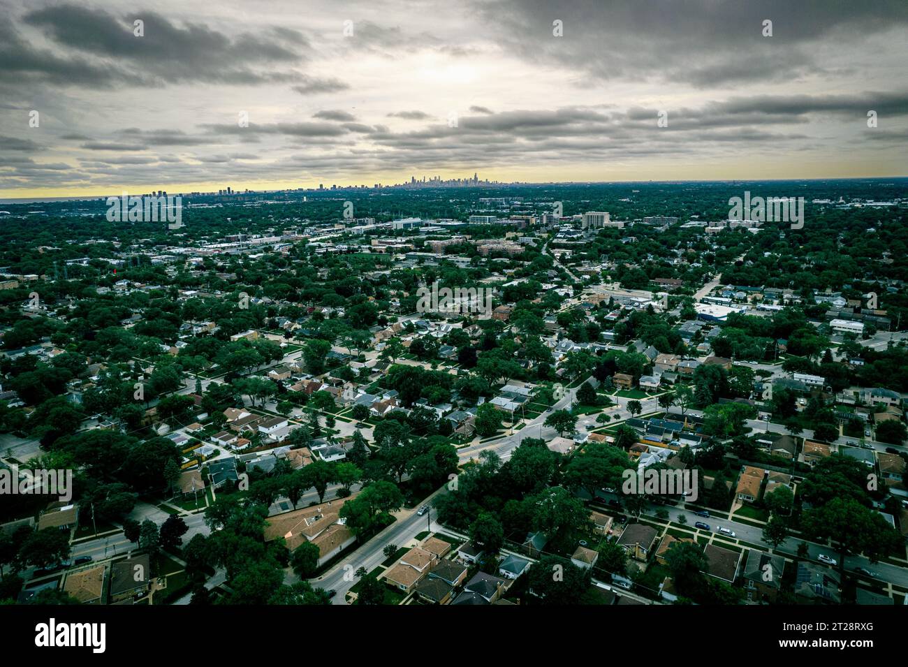 Sea horizon view chicago city hi-res stock photography and images - Alamy