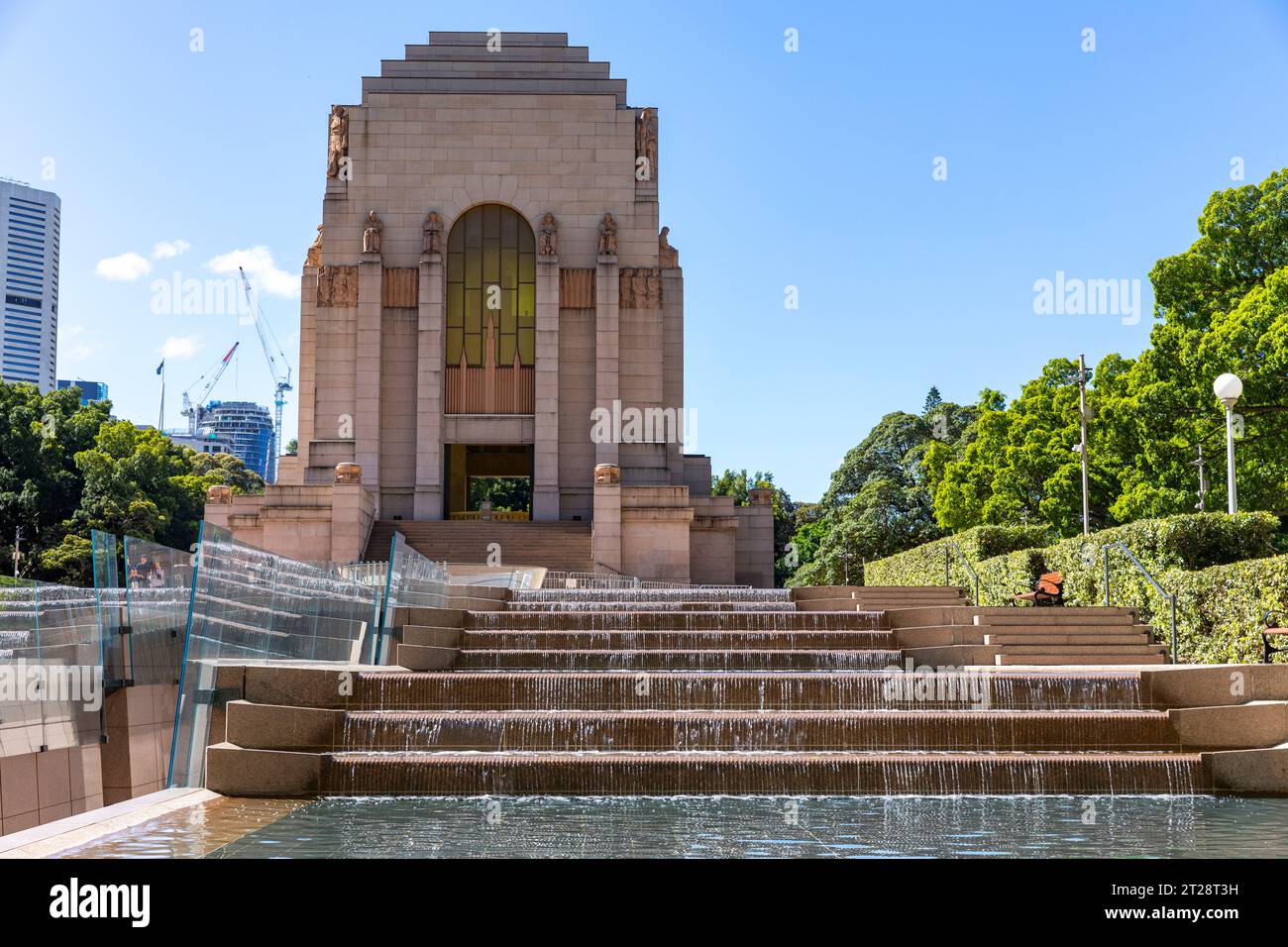 The ANZAC memorial in Hyde Park Sydney, to remember those Australian ...