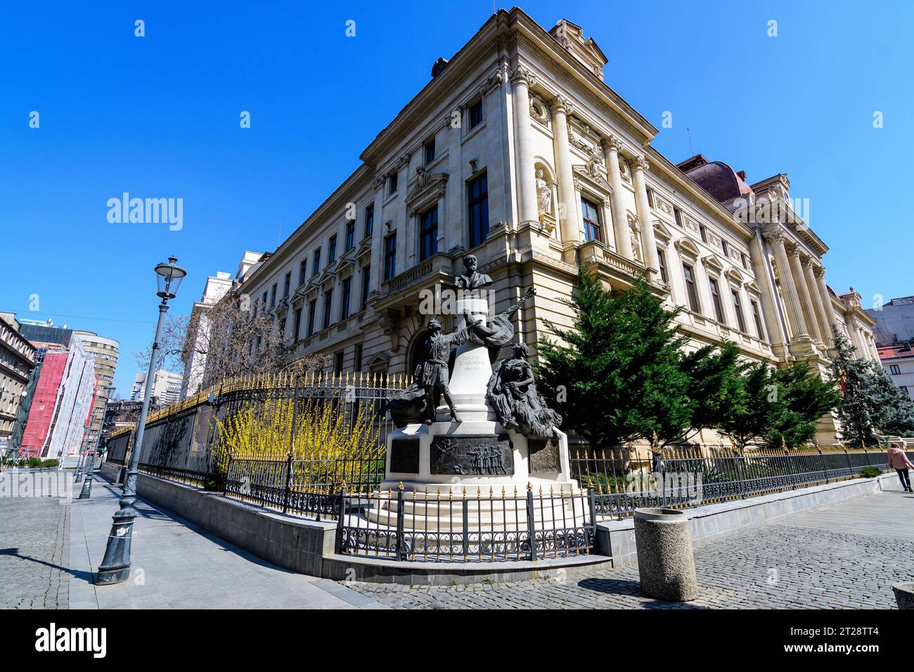 Bucharest, Romania - 27 March 2021: Statue in front of the headquarter ...