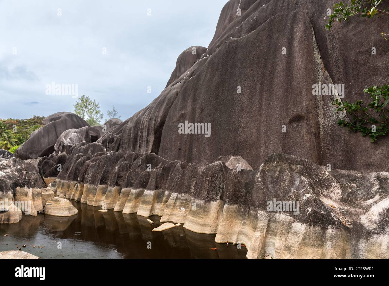 Giant union hi-res stock photography and images - Alamy