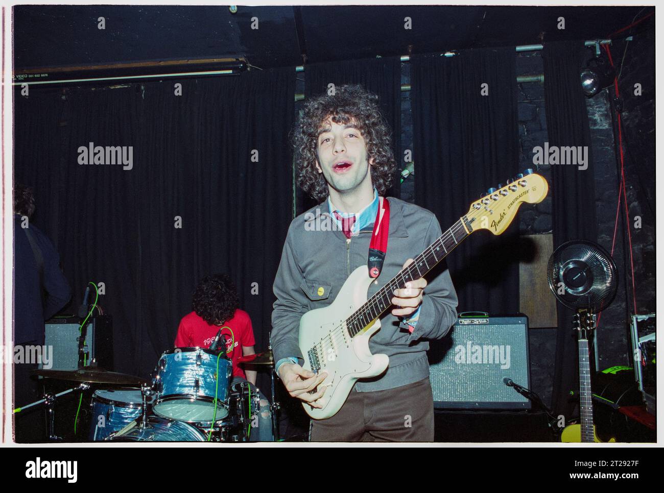 The strokes band 2001 hi-res stock photography and images - Alamy