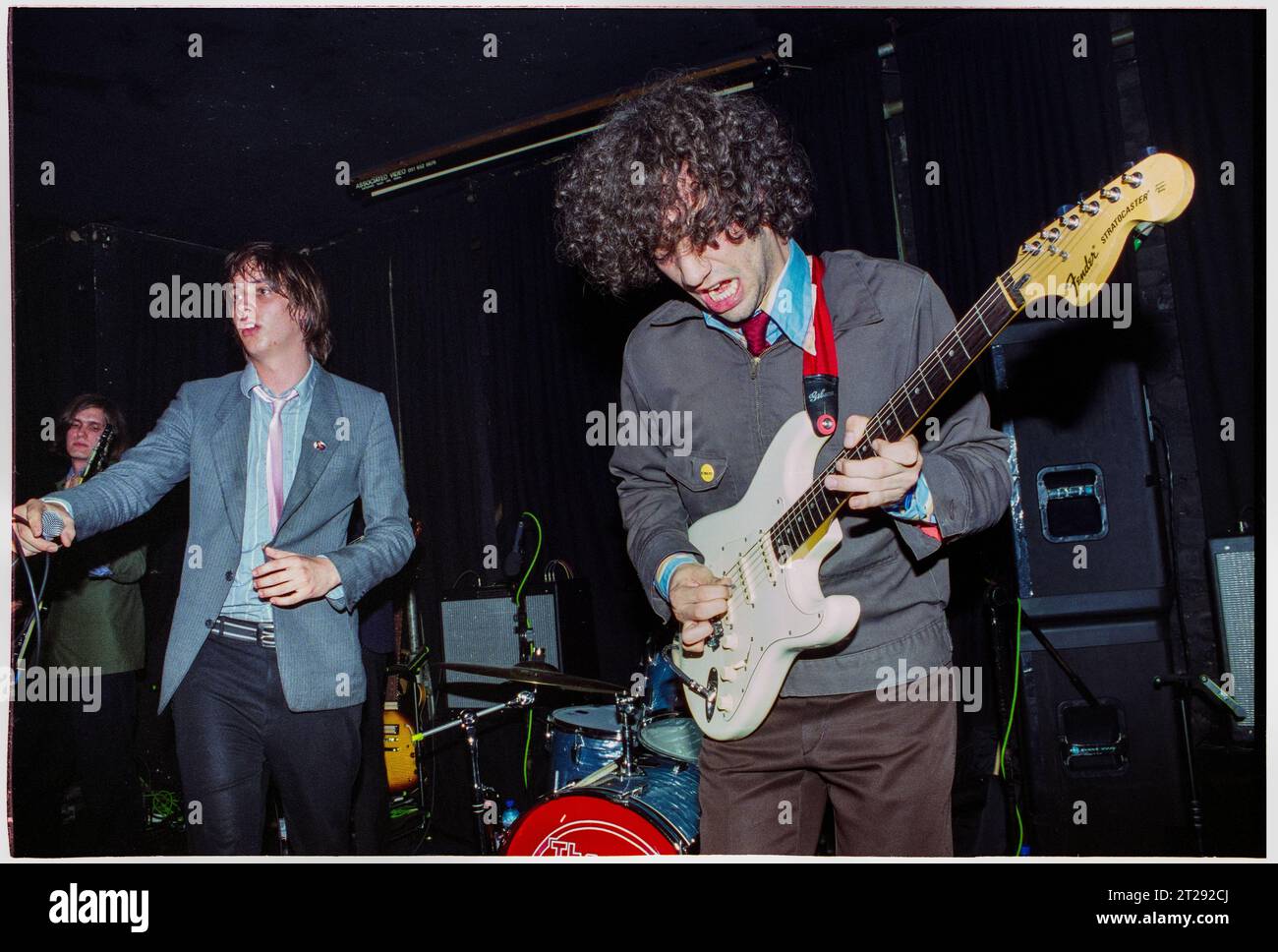 The strokes band 2001 hi-res stock photography and images - Alamy