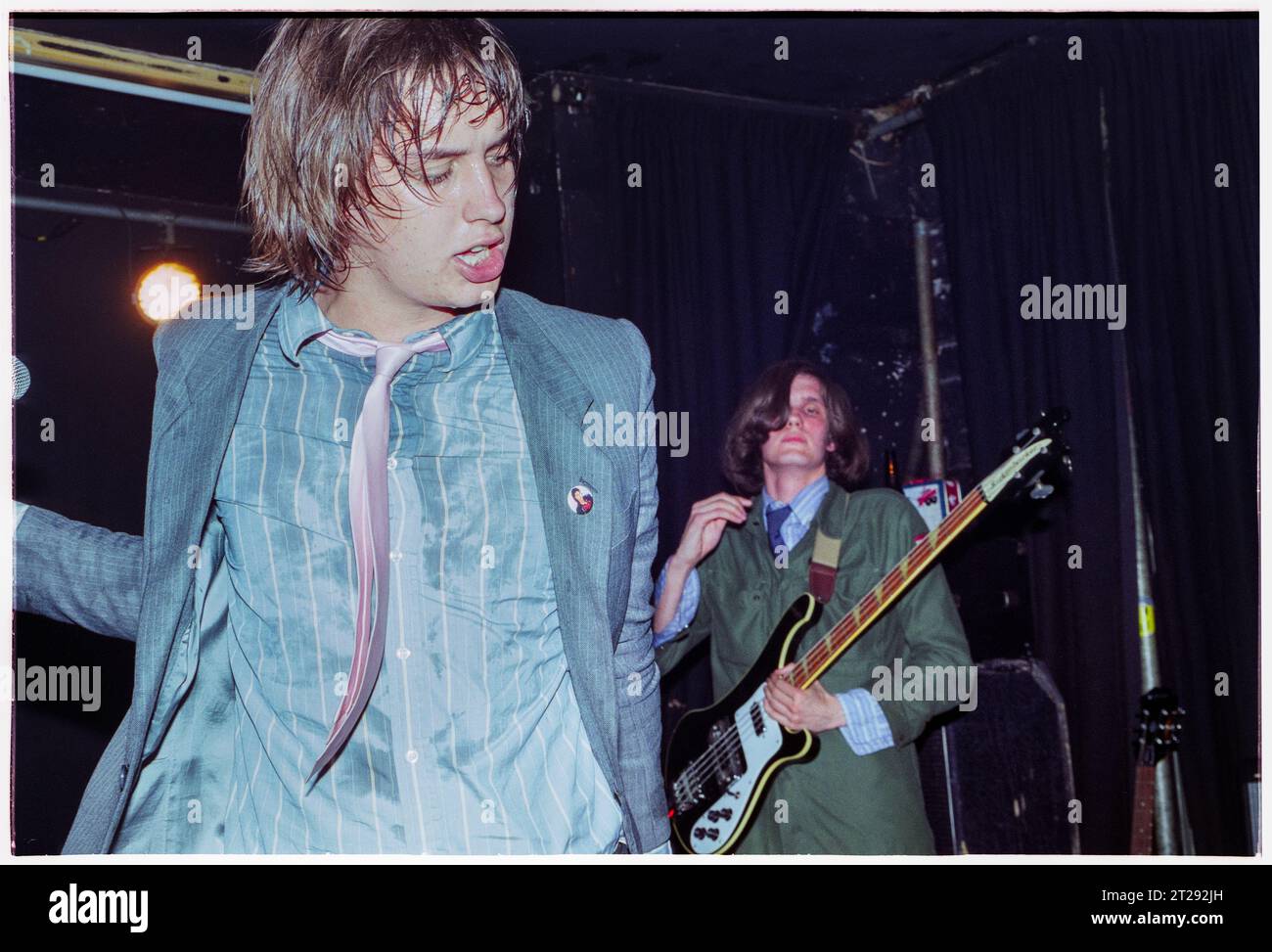 The strokes band 2001 hi-res stock photography and images - Alamy