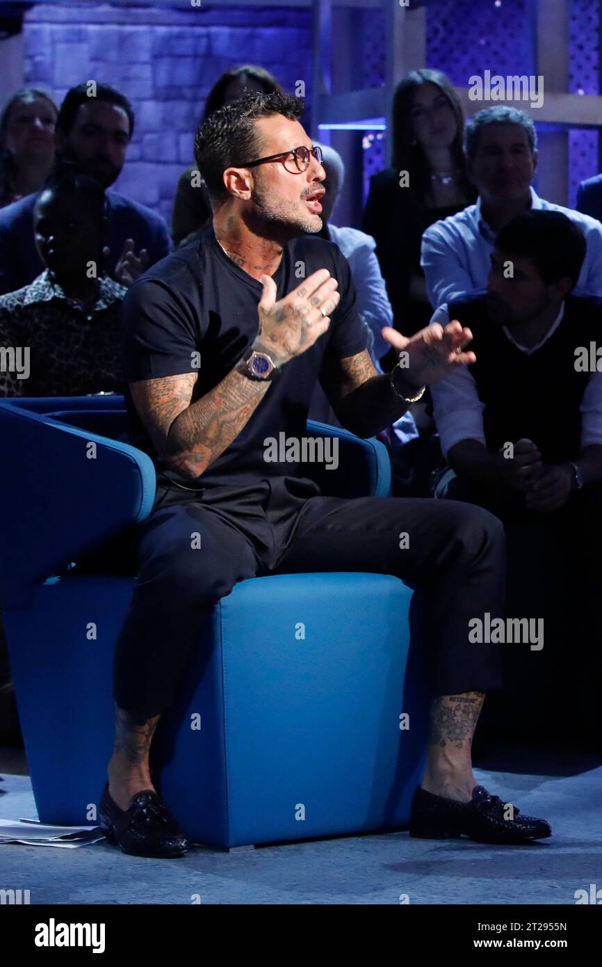 Avanti popolo hi-res stock photography and images - Alamy