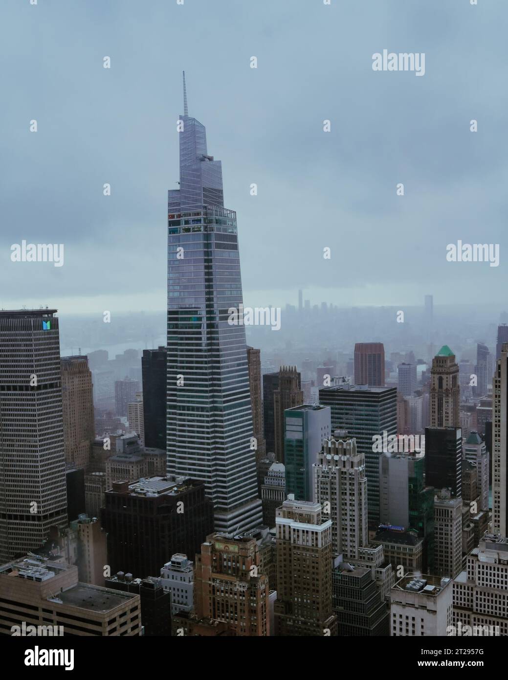 New york city skyscrapers skyline buildings rainy day Stock Photo - Alamy