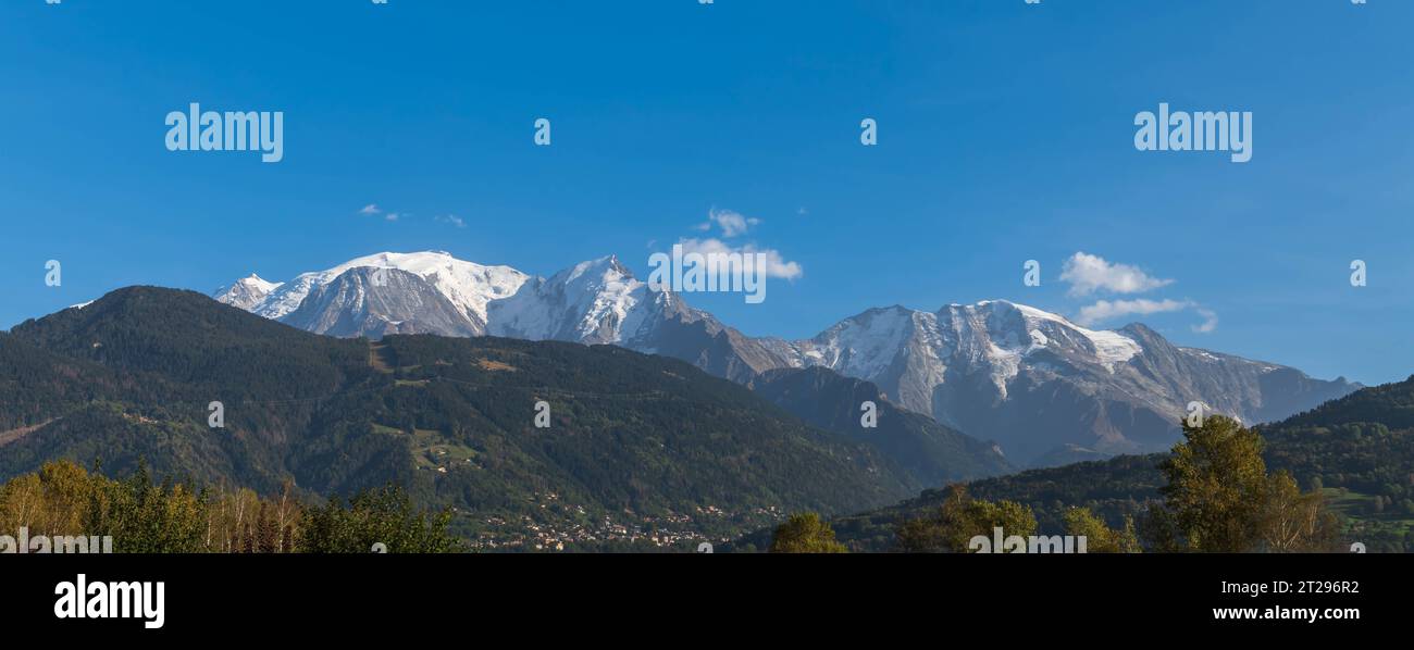 Panorama mont blanc in hi-res stock photography and images - Alamy